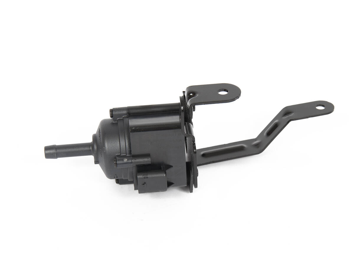 POMPA WODY NAGRZEWNICY TRANSIT 16- 19- 2,0 ECOBLUE _ 2545472 _ GK21 ...