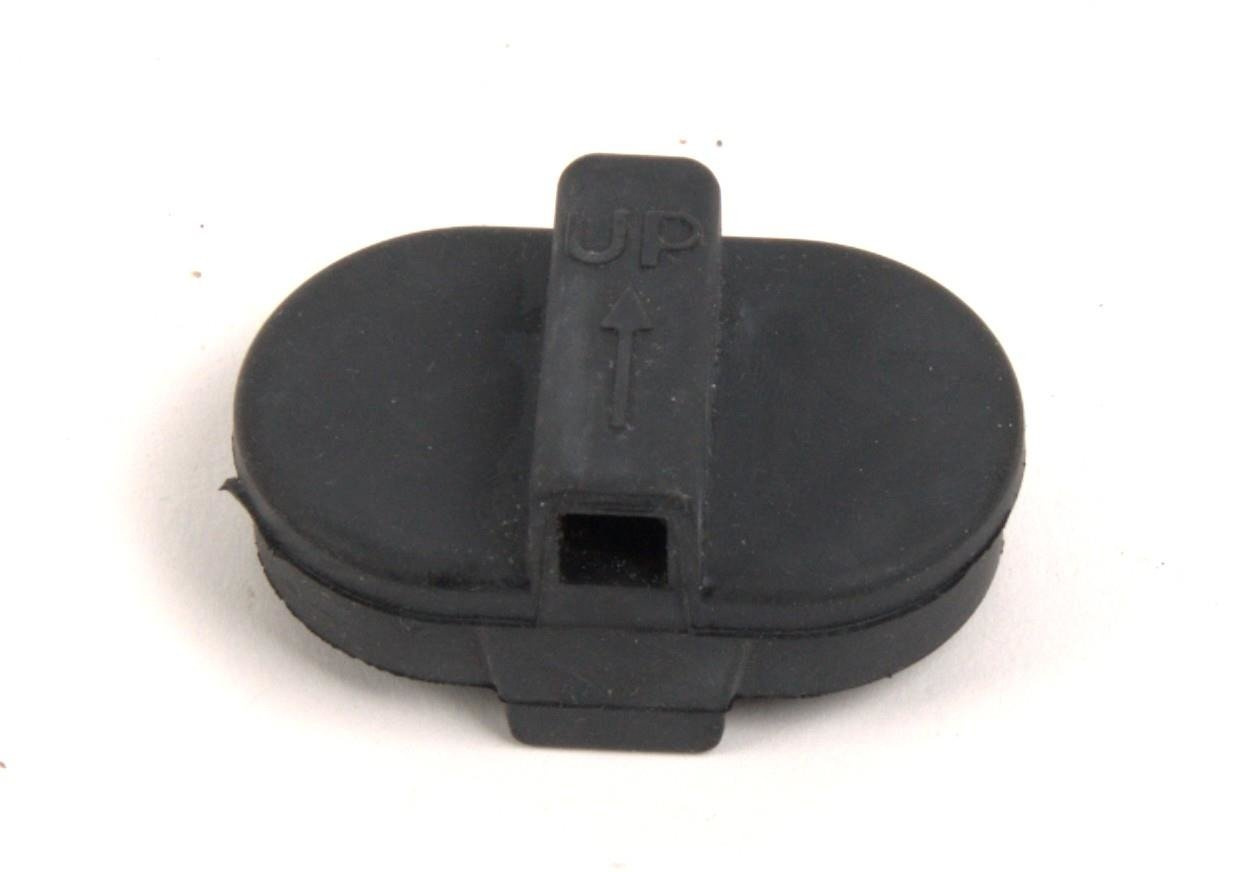 ZAŚLEPKA ŻARÓWKI REFLEKTORA PRZÓD FOCUS MK2 / MK3 _ 1521201 _ 8M51 ...