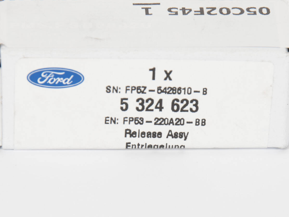 SIŁOWNIK KLAPKI WLEWU PALIWA KUGA 20- S-MAX 15- | 2019 \ C-MAX / GRAND ...