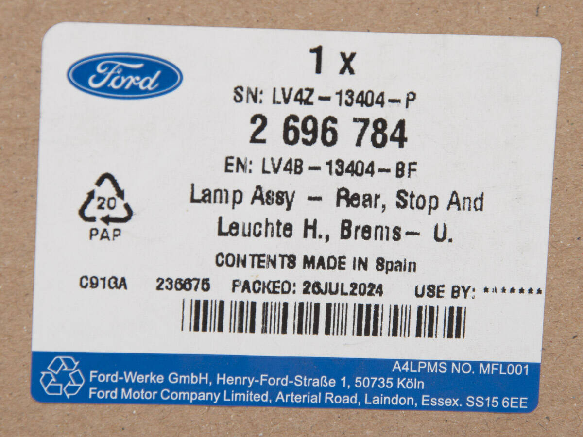 LAMPA PRAWA TYŁ ZEWNĘTRZNA FORD KUGA 20-24 OE _ 2696784 _ LV4B-13404-BF ...