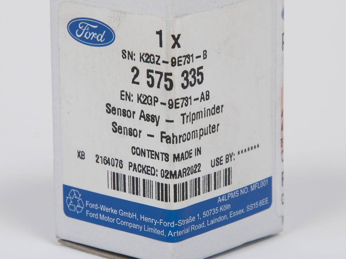CZUJNIK PRĘDKOŚCI OBROTOWEJ TYLNEJ OSI KUGA 20- _ 2575335 _ K2GP-9E731 ...