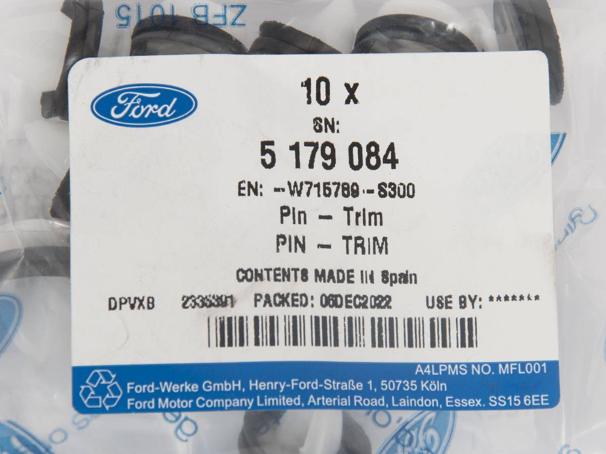 SPINKA 8.2 X 0.7-1 TAPICERKI DRZWI C-MAX 10- 15- _ 5179084 _ W715789 ...